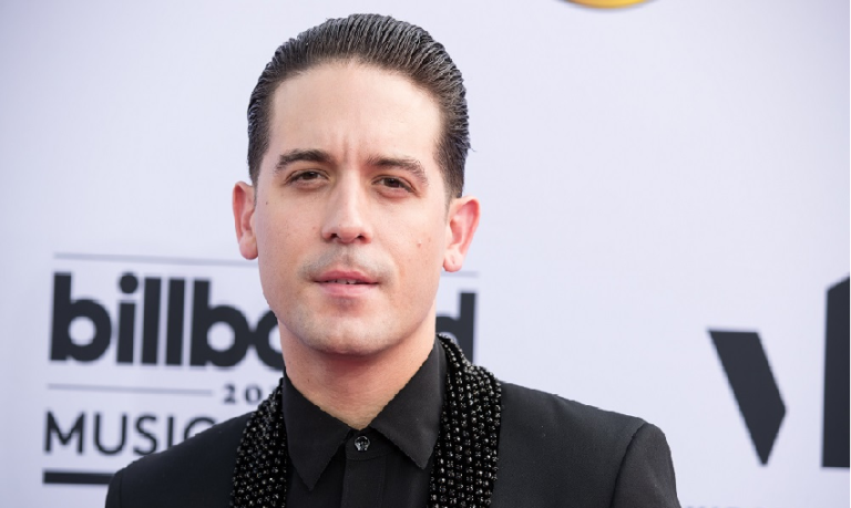 Top Trending Singers To follow On Social Media | Dinedsrg.com