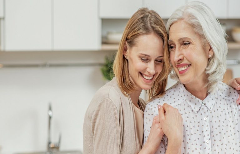 2 Ways to Care for Your Older Relatives | Dinedsrg.com